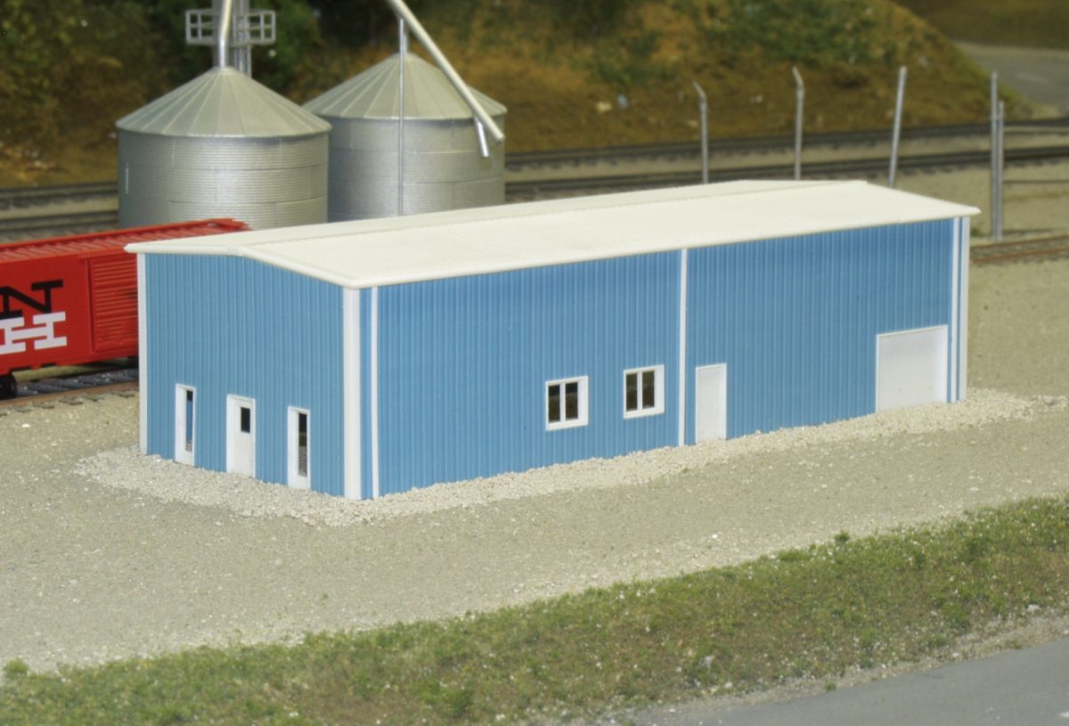 Prefab Warehouse N Scale – Rix Products Inc.