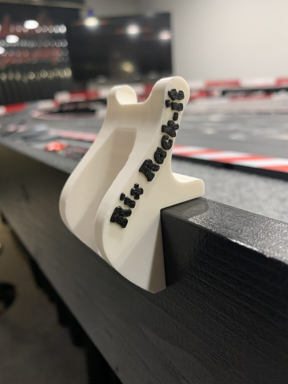 Rix Rack-it Slot car controller holder (White L mount) – Rix Products Inc.