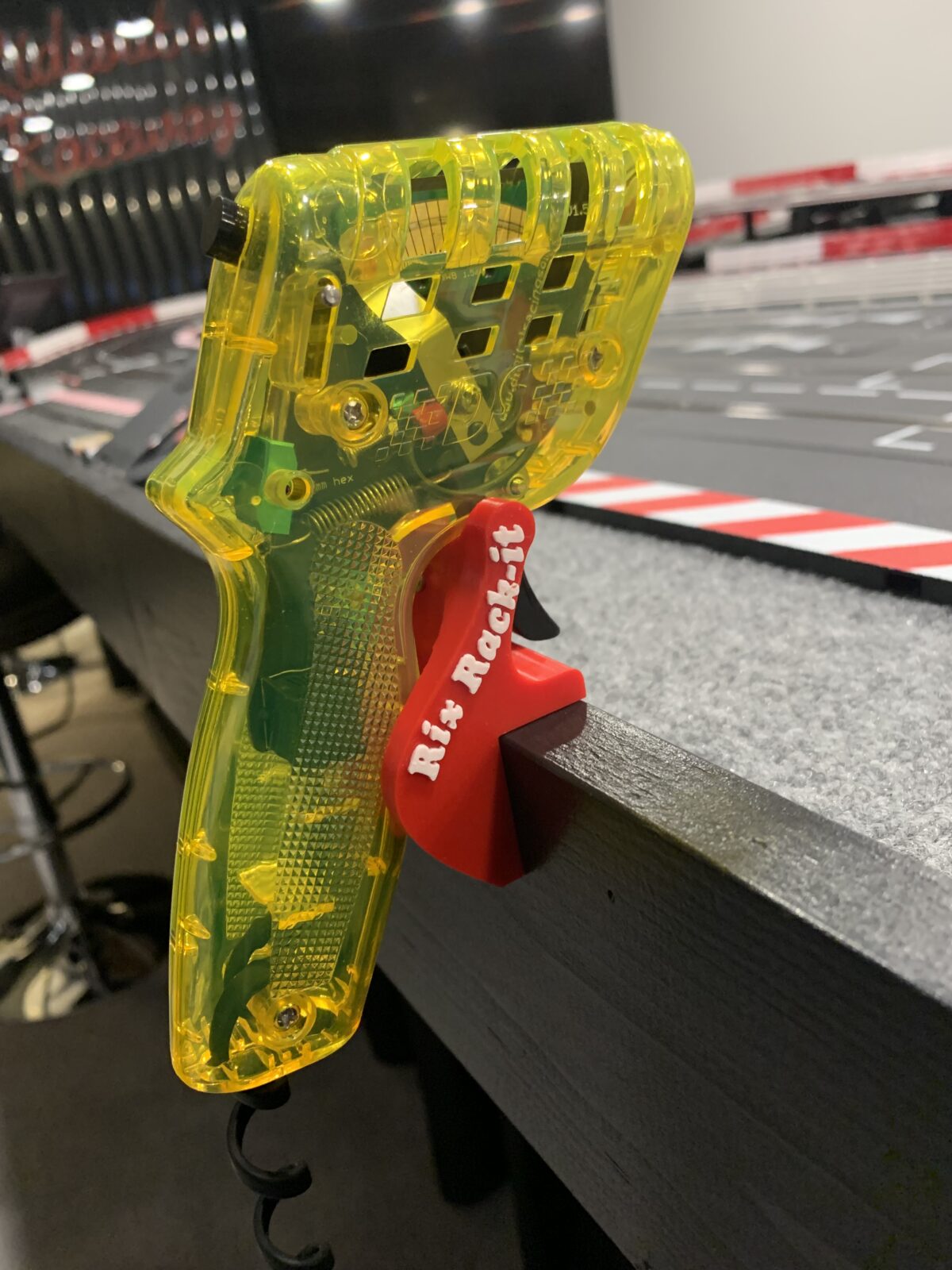 Rix Rack-it Slot car controller holder (Red L mount) – Rix Products Inc.