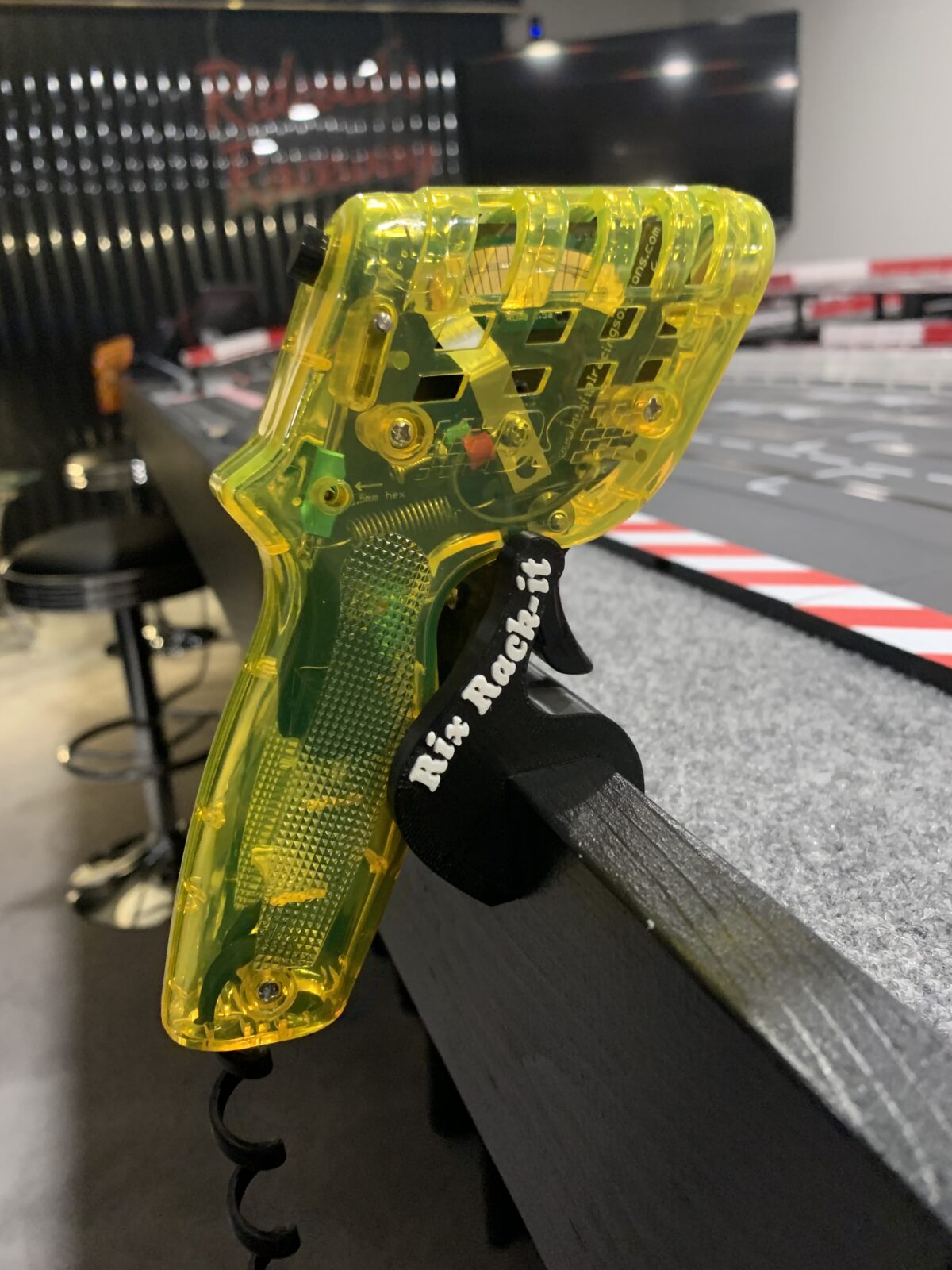 Controller Holder – Rix Products Inc.